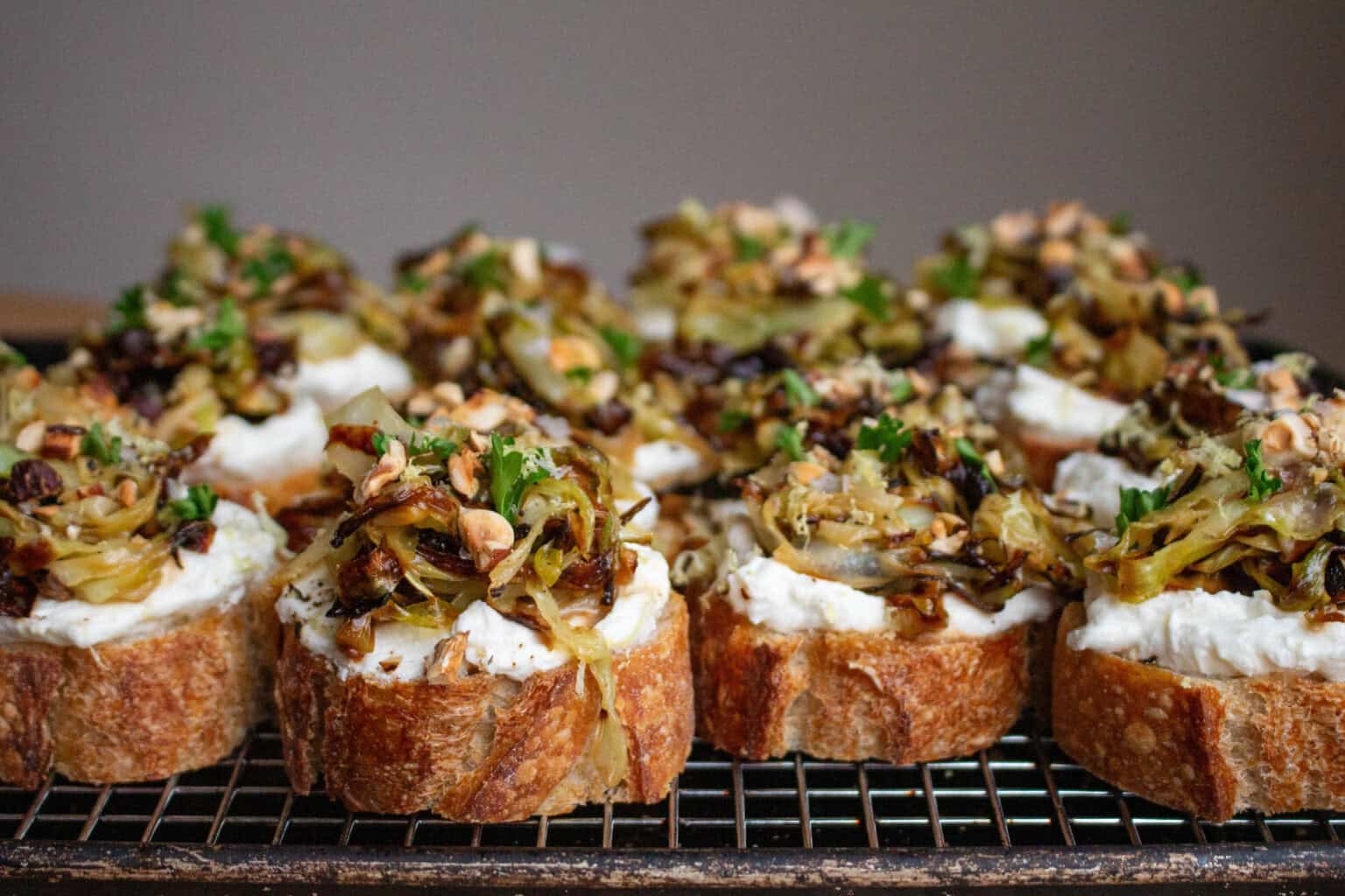 Holiday Cabbage Crostini: An Easy, Elegant Appetizer for Entertaining ...